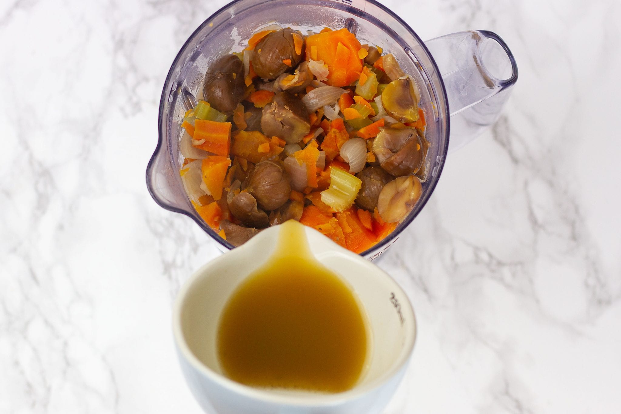 Creamy chestnut soup with thyme croutons - MyKitchen - Mas & Pas