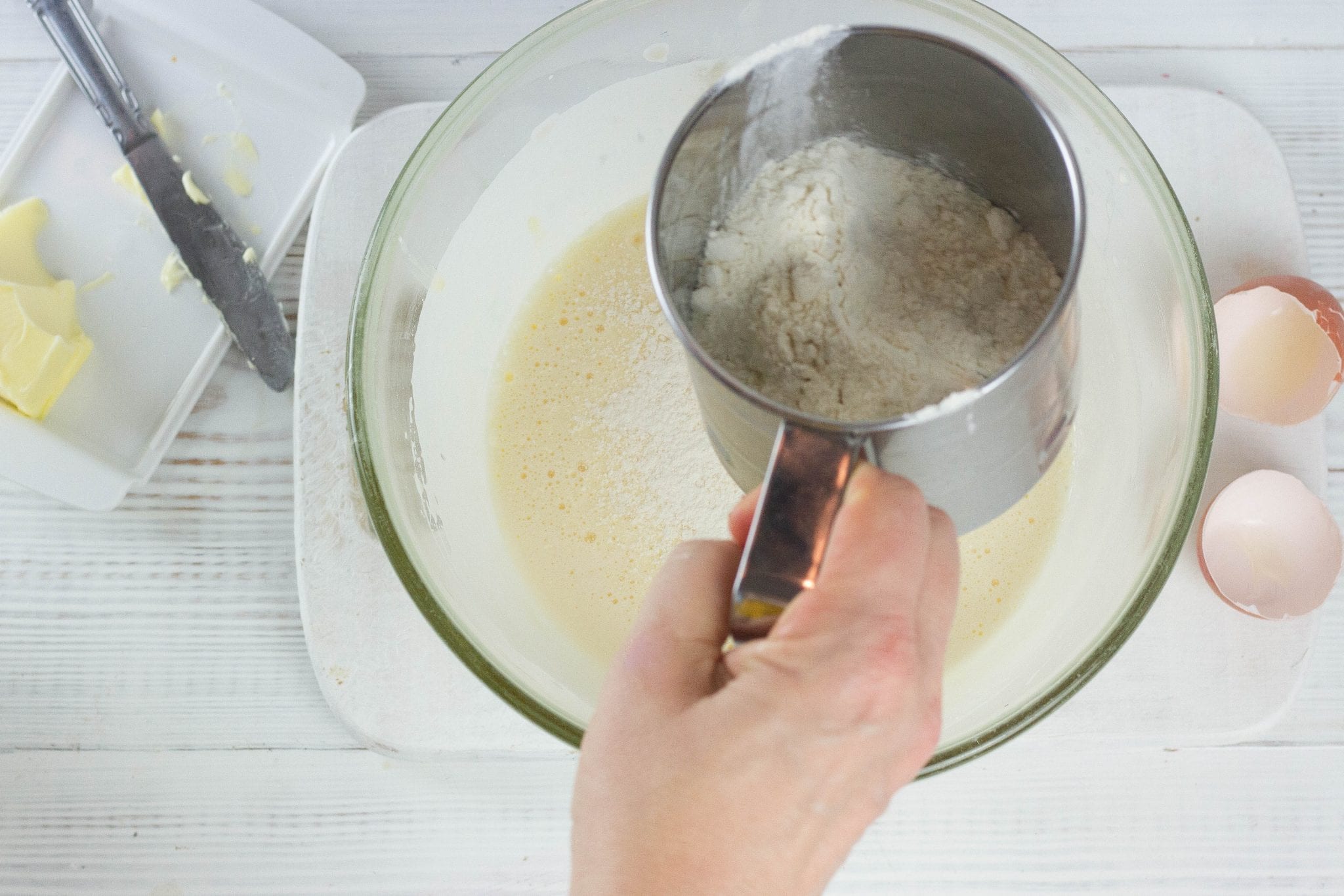 Jam roly poly cake - Treats - MyKitchen - Mas & Pas