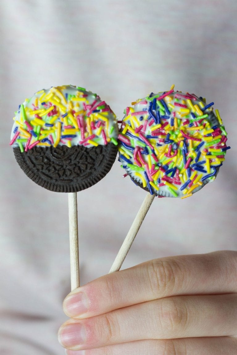 Oreo pops | Kids party treats | Mas & Pas