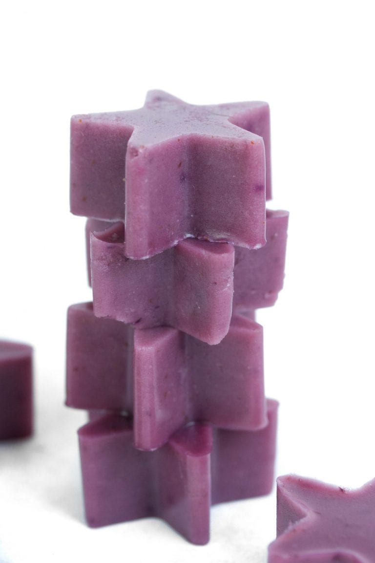 Homemade sweets, chewy blueberry gummies | Healthy Snacks | Mas & Pas