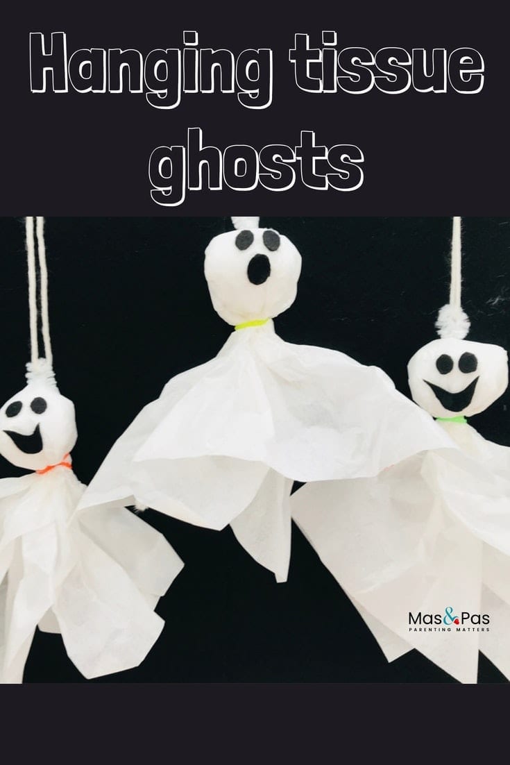 Spooky hanging tissue ghost | Halloween Crafts | Mas & Pas
