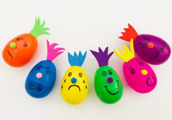 Emotional Egg Monsters | Playtime Learning | Mas & Pas