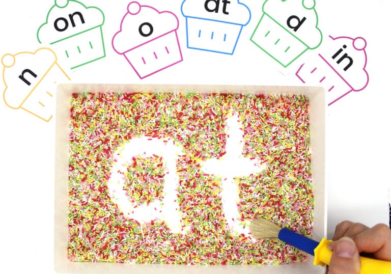 Rainbow Sprinkle Letters - Writing Tray | Playtime Learning | Mas & Pas