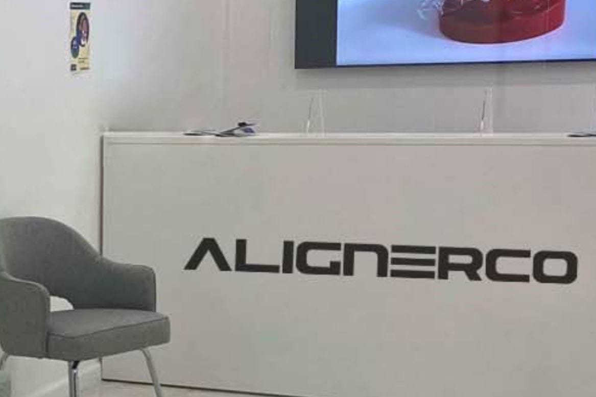 AlignerCo vs Byte – Which At-Home Teeth Aligner Is Best?